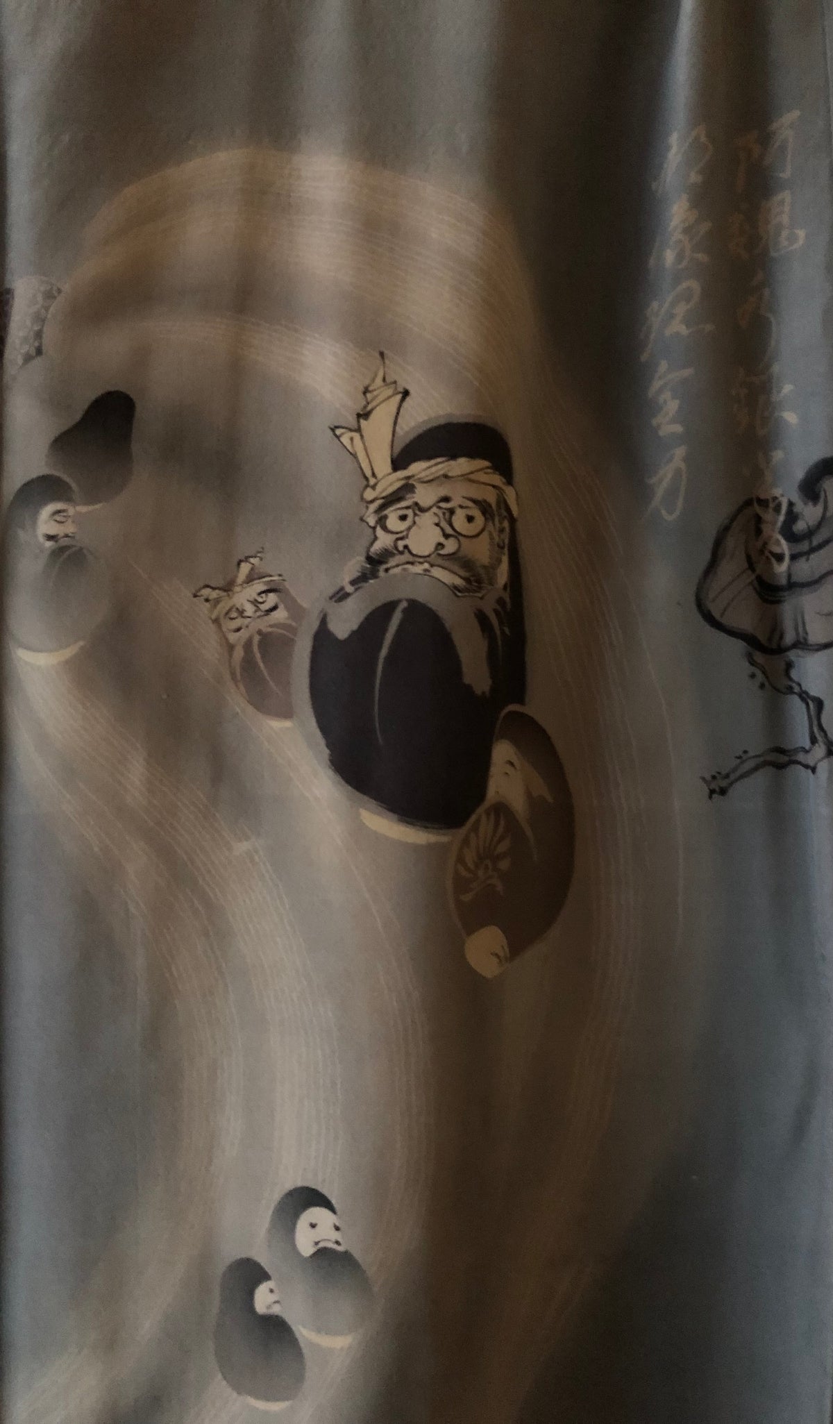 Japanese Vintage Gentleman Silk Naga-juban with Multiple images of Dar